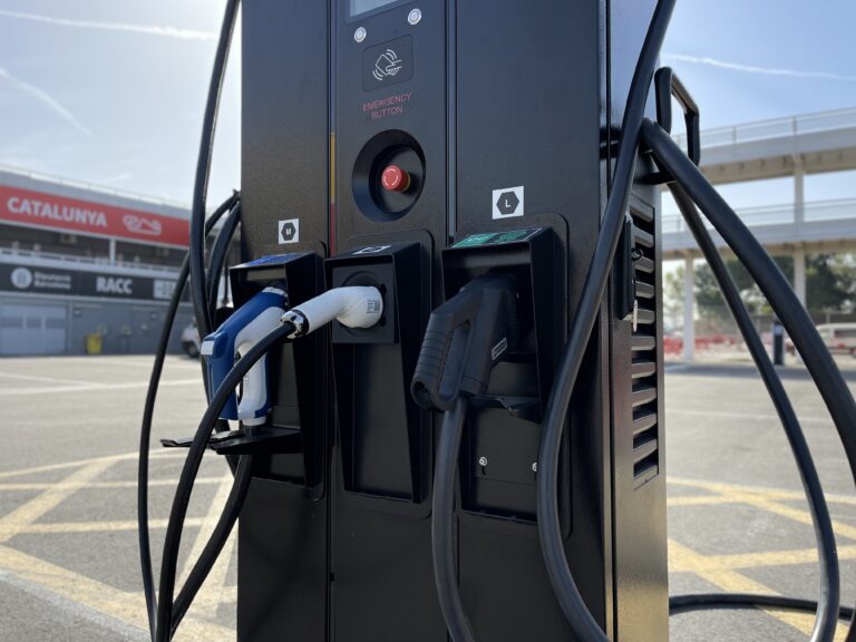 Guía para instaladores de cargadores eléctricos